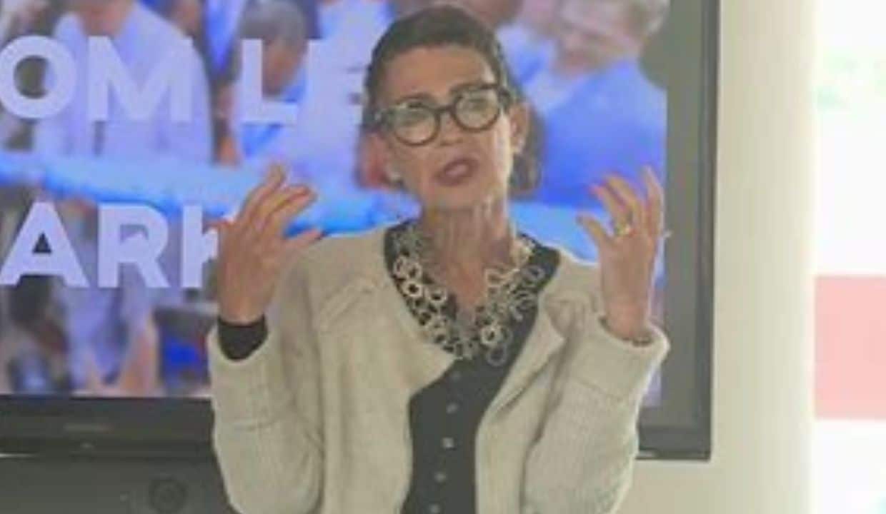 OPINION: Tom Lee Park Belongs to the City, Not Carol Coletta - KWAM ...