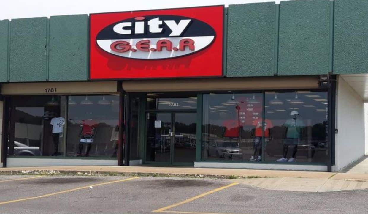 City Gear Employee FIRED After Shooting Customer Threatening to Kill ...